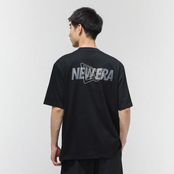 ◇機能性とデザイン性を両立した、オーバーサイズシルエットのテックTシャツ。 ゆとりのあるオーバーサイズフィット 吸汗速乾性に優れた独自開発素材「COOLERA(クールエラ)」を使用 生地裏面をメッシュ仕様にすることで、肌との接触面を軽減し快...