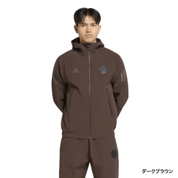 ◇プレーンウィーブ構造でシーンを選ばず快適に着られる、ルーズフィットのフードジャケット。 ◇T.S.U.F.C. ルーズフィット ソフトシェル フルジップ フードジャケットは、サッカーファンに向けた一着。 トレーニング、移動、カジュアルな集...