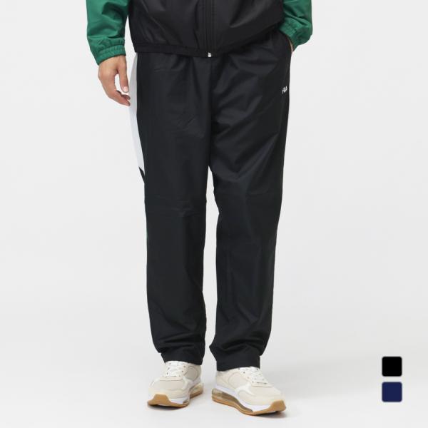 ◇表地には撥水加工を施し雨に強く、裏地はトリコット起毛素材で暖かい、万能なウインドパンツ。 脇のトリコロールカラーの切替えがFILAらしいデザインになっています。 スポーツをする時はもちろん、トップスにルーズなスウェットを合わせれば旬なスト...