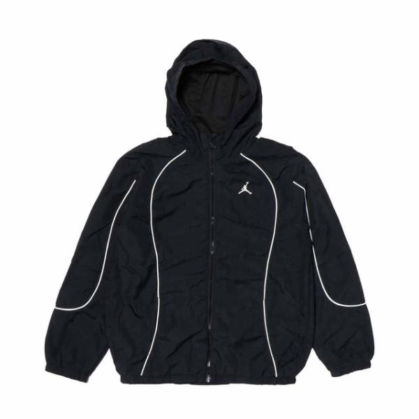 ◇ゆったりとしたフィット感とフルレングスのジッパーのウィンドブレーカー。 ■カラー(メーカー表記)： ブラック(023：BLACK) レッド(R78：GYM RED) ■生産国：カンボジア ■2026 Fall＆Winter モデル  アル...