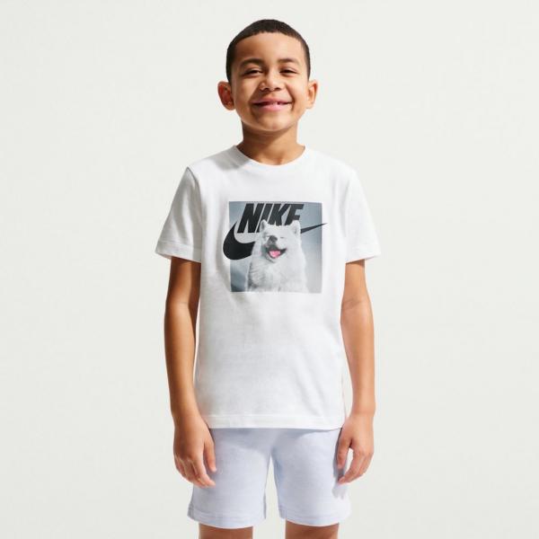 ◇Nike基準で仕立てた、パーフェクトなTシャツ。 適度なボリュームで程よいドレープを備えたコットンTシャツ。 毎日着たくなる、クローゼットのマストアイテムです。 More Details コットン100％ 洗濯機洗い ■カラー(メーカー表...