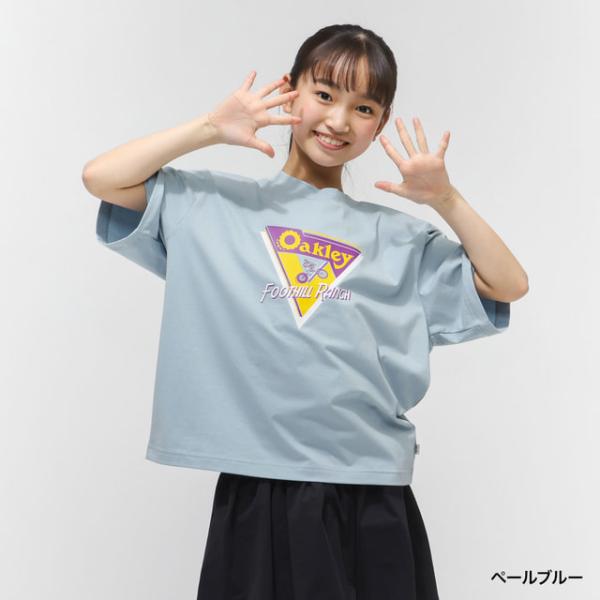 ◇うっかり汚れも、さっとオフ。 元気いっぱいの毎日に頼れる防汚加工つきコットンTee。 胸には子供らしいポップなどんぐりモチーフのグラフィックをデザインし、見た目と機能を備えた一枚です。 また、左脇に配置されたリフレクトピスネームが夜間の視...