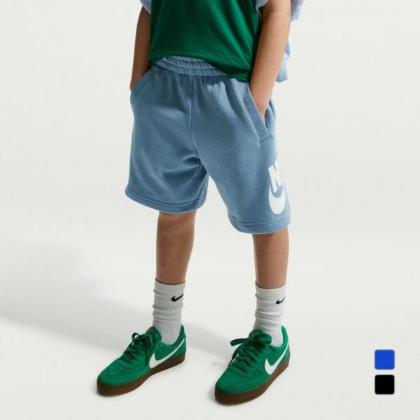 ◇ショートパンツ愛をアピールしたい日のアイテム。 起毛フリース素材では暑いと感じるような、暖かい季節のランニングに最適です。 柔らかいフレンチテリー素材で、クラシックなスウェットのように軽い着用感。 内側のドローコードでしっかりと固定し、頼...