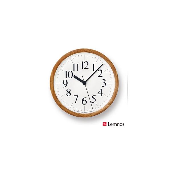 時間を能動的に読むことはもちろんのこと、それを自発的に感じることを機能として追求した時計。空間の中で過剰に主張しない大きさの掛時計でありながら、時間の認識をより容易にするための大きな数字を配しています。