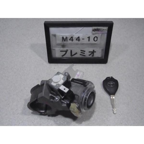 [管理番号] M44-10　[04B-04][メーカー/車名] トヨタ / プレミオ[初年度] 平成23年12月[型式] DBA-ZRT260-AEXEP[エンジン/排気量] 2ZR-FAE / 1790cc[走行距離] 3977km[ミッ...