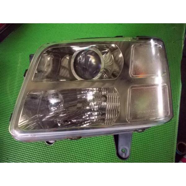 **** 商品説明を必ずご確認ください ****部品管理番号：001105573210900メーカー純正品番：35320-82H00部品名：左ヘッドランプASSY部品メーカー品番：P1368部品区分：リサイクル品管理品番：131631部品カ...