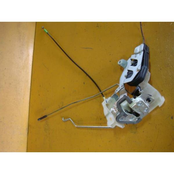 **** 商品説明を必ずご確認ください ****部品管理番号：001496094464560部品名：左Fドアロックソレノイド部品区分：リサイクル品管理品番：173607部品カラー：黒車名：ワゴンＲ認定型式：DBA-MH22S年式：2007年...