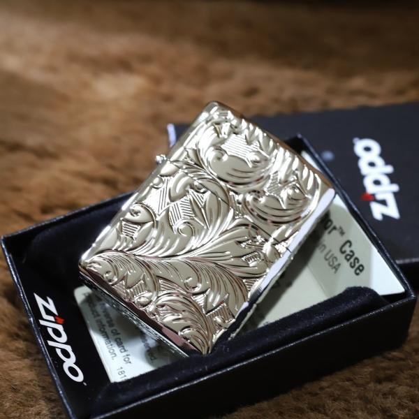 【Armor ZIPPO】 重厚アーマー 5面 リーフ LEAF プラチナコーテイング【仕様】5面に渡る深彫りのリーフデザインがオシャレなアーマージッポ！重みのあるアーマージッポのプラチナコーテイングモデル。アーマージッポ独特の深彫り彫刻に...