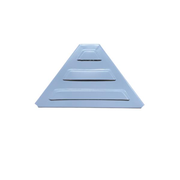 折板８８用の軒先面戸です。※穴が開いています。色は、グレーです。働き幅：２００mm