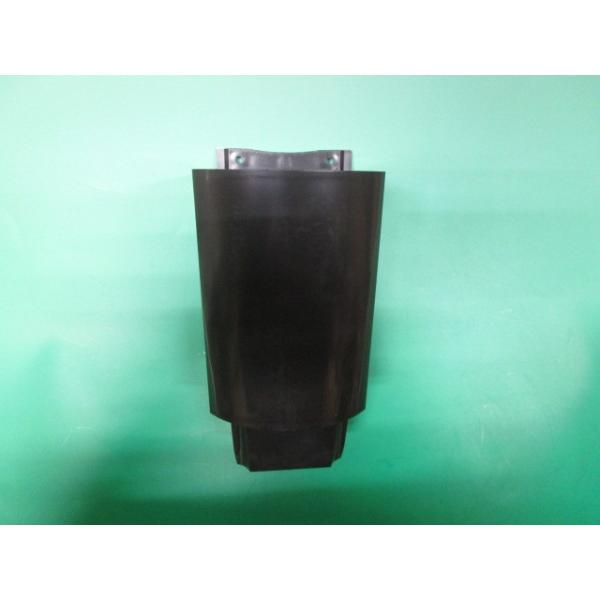 積水化学工業（株）のエスロン雨樋のＹ６０Ｈの部品です。色はクロです。