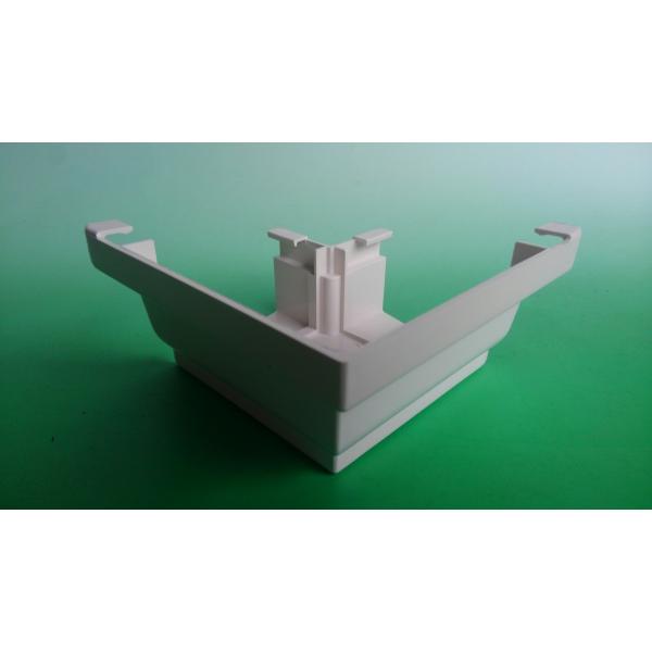 パナソニック(株)の雨樋で、ＰＣ５０用の部品です。色はミルクホワイトです。