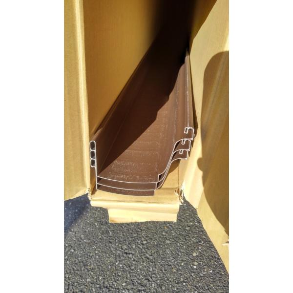 ※運賃高騰のため本数に応じて、価格を変えて販売しております。パナソニック　(株)の雨樋で、ＰＣ５０用の部品です。長さは、３６００ｍｍです。色は新茶です。