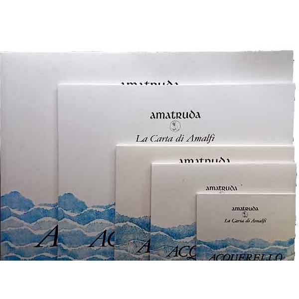 SFCの認定を受けたアマトルーダの工房でつくられた手すき紙は昔ながらの技法で1枚1まい丁寧に作られたコットン100％のハンドメードペーパーです。木材のパルプを使わずコットンを原料としているため環境にやさしいエコなペーパーです。ペーハー（Pｈ...