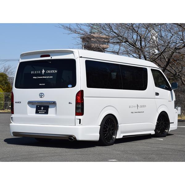 メーカー：BLESS CREATION適合車種：トヨタ ハイエース 1/2/3/4/5/6/7型 ワイド用適合型式：TRH2##/KDH2##/GDH2##系適合年式：【1型】2004年8月〜2007年8月【2型】2007年8月〜2010年...