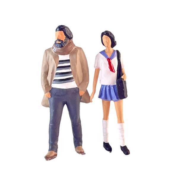 説明:[本物そっくりのディテール]:当社のミニチュア長脚制服学生モデル.スカーフおじさん.自由にさまざまなシーンをDIYで作成できます. [部屋の装飾]:このミニチュアの女性と男性のモデルは.家の装飾や写真撮影の小道具として非常に優れていま...