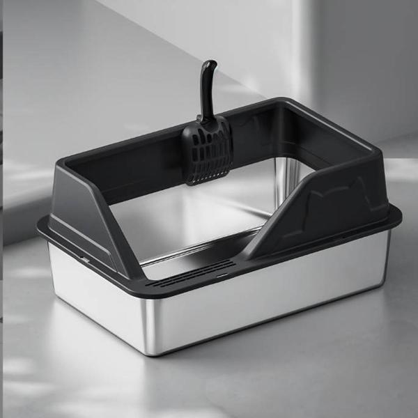 説明: [広々としたスペース]:ステンレス製のトイレは50cm×35cm×23cm(19.69インチ×13.78インチ×9.06インチ)と.猫ちゃんが自由に動き回れる広々とした空間を提供します.広々としたスペース設計は.中型・大型猫ちゃんだ...