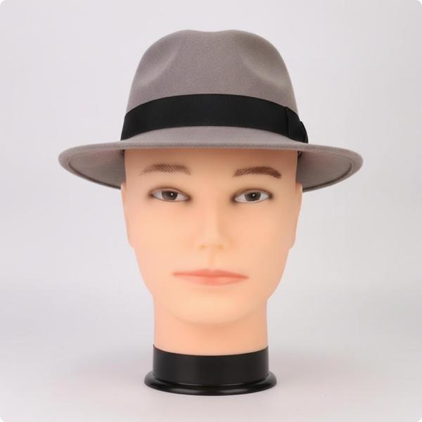 【製品概要】: リアルな男性の顔立ちを忠実に再現した、スキンヘッドタイプのな男性マネキンヘッドです。【主な機能】: ウィッグや帽子、ヘルメット、マスクなどの着用イメージを美しく見せるためのディスプレイヘッドとして機能します。【特徴】: 滑ら...