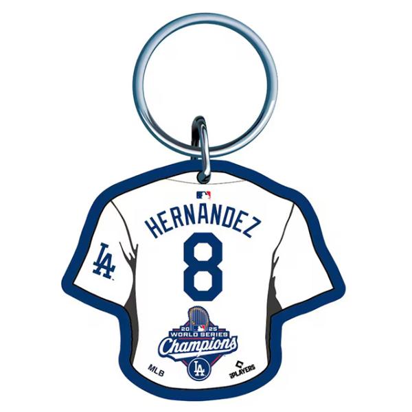 11月1日（日本時間2日）に敵地で行われたワールドシリーズ第7戦Wを延長11回の末5-4で勝ち、球団史上初そしてMLB全体でも21世紀初の連覇を成し遂げました。シリーズMVPは第2、6戦を先発投手として勝利に導き更に第7戦で連夜のリリーフで...