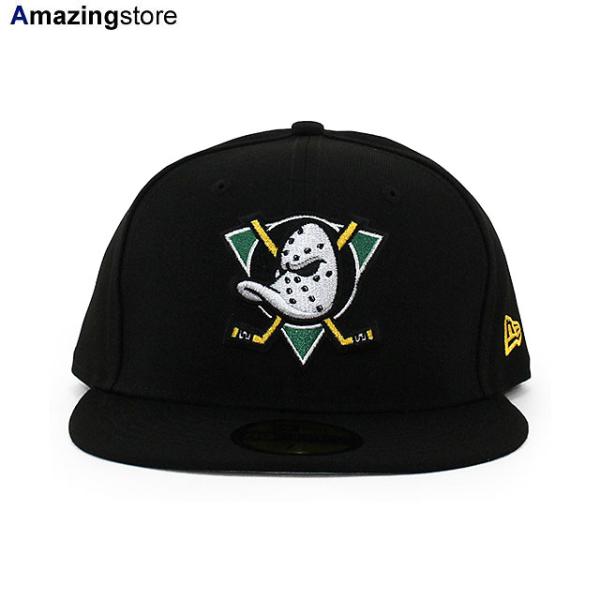 ニューエラの象徴であり定番の59FIFTY(FITTED CAP)モデルになります。 約1cm刻みでサイズがある為男性(メンズ)、女性(レディース)問わず着用出来る帽子です。NHL(アイスホッケー)のチームロゴを刺繍した帽子です。ブラックベ...