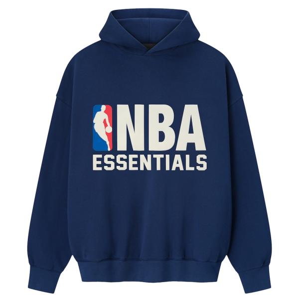 海外取寄 NBAコラボ フィアーオブゴッド エッセンシャルズ NBA LOGO SPORT HOODIE/BLUE FEAR OF GOD ESSENTIALS FOG【海外正規店並行輸入商品】 シカゴ出身のデザイナー『Jerry Lore...