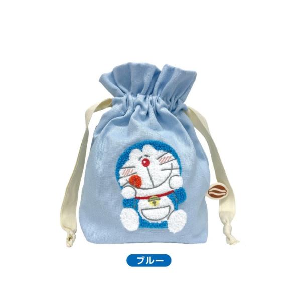 大人気Doraemonドラえもんグッズサガラ刺繍巾着袋モコモコした刺繍のきんちゃくポーチですマチがあって沢山入りますお菓子や小物入れに■サイズ：約H240×W230×D95mm■素材：綿■注意事項：撮影時のライティング、お使いのモニターによ...