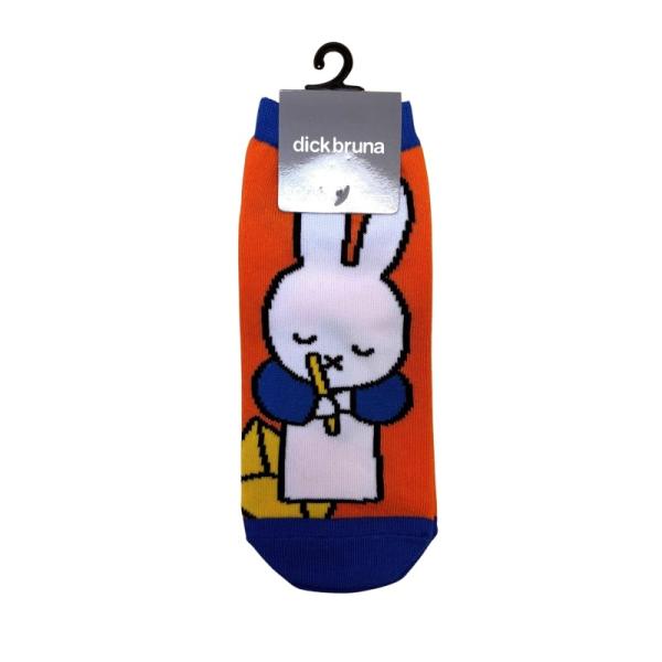 レディーススニーカーソックスキャラクターソックスキャラックス大人用くるぶし丈ショートアンクルソックスmiffyディック・ブルーナが描いた大人気キャラクターミッフィーのグッズ■サイズ：約23-25cm■素材：コットン、ポリエステル、その他＊写...
