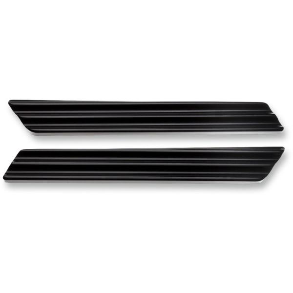 FINNED：ブラック2014〜25年ツーリングモデルでハードサドルバッグ装着車に適合(但し2023〜25年FLHX/U/SE、FLTRX/SE/STSEは除く)セット内容 左右セット素材 アルミニウムJOKER MACHINE(ジョーカー...