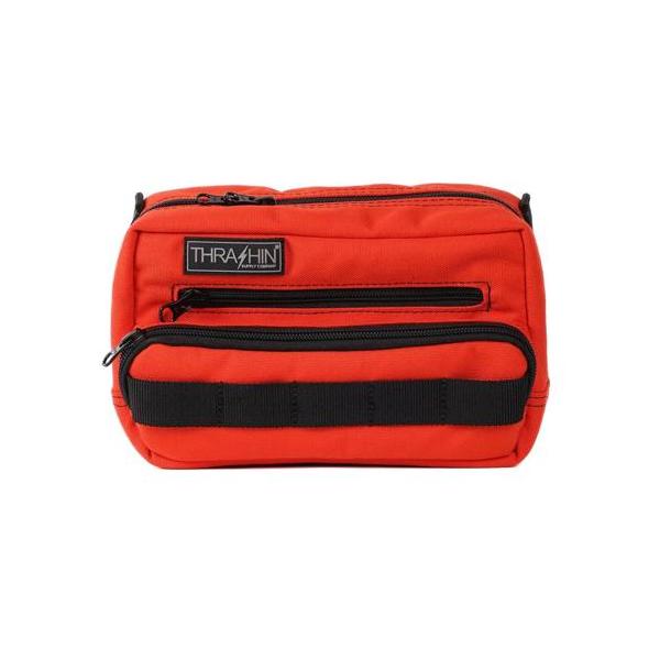 カラー：HDオレンジ※装着画像のカラーはブラックです。適合：汎用品サイズ：幅22.9cm 高12.7cm 奥10.2cm素材：1680バリスティックナイロンTHRASHIN SUPPLY(スラッシンサプライ)ハーレー カスタムパーツハンドル...