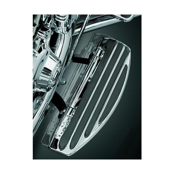 2009年以降ツーリングモデルに適合クローム・ディスプレイスタンド(99002-97)との併用はできません。左右セットKURYAKYN(クリアキン)ハーレー カスタムパーツ / アクセサリー