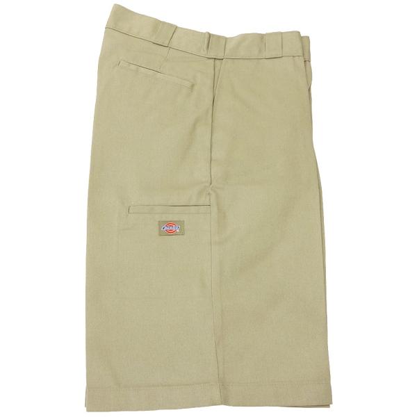 (並行輸入商品)生産国：ホンジュラス素材：ポリエステル65％　コットン35％サイズ30インチ：ウエスト78cm　ワタリ35cm　スソ幅31cm　股上32cm　股下33cm32インチ：ウエスト83cm　ワタリ35cm　スソ幅32cm　股上33...