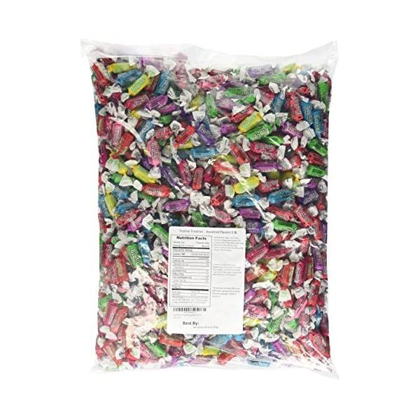 アメリカ発! 自分用としても、お友達にギフトでプレゼントしても◎のアメリカのお菓子♪♪バラエティに富んだスナックコレクションを随時追加中ですTootsies frooties assorted 5lb (2.27kg)重さ：　4.98lbお...
