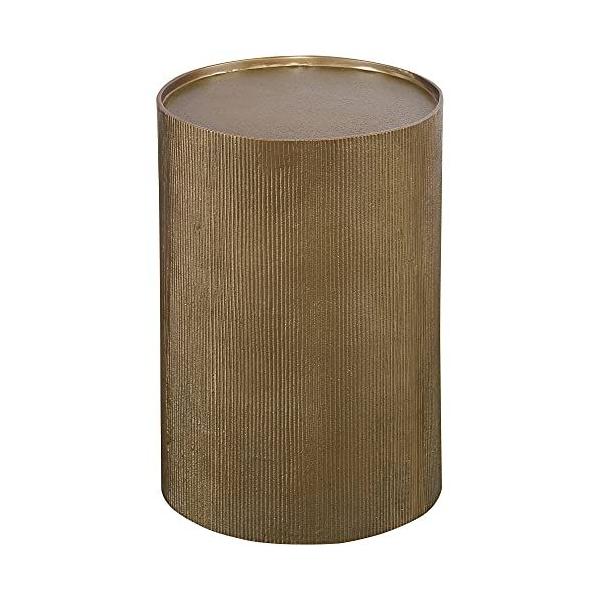 クラシックに感謝する人のために、Uttermostのこのアドリーナコレクションラウンドメタルアクセントテーブルは、どんなリビングルームやソーラーでも伝統的な感覚を生み出します。アルミニウムの上にアンティークゴールドの仕上げを施したこの作品は...