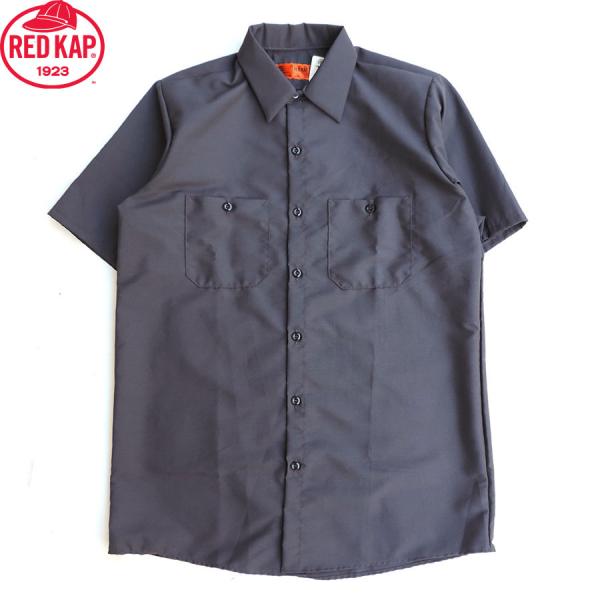 ■商品説明『REDKAP』DICKIESと並びアメリカの2大ワークメーカーとなっているRED KAP創業1923年と、アメリカのワークウェアとしては老舗のブランドです。レッドキャップの半袖ワークシャツです。フォーマルからカジュアルまで幅広い...