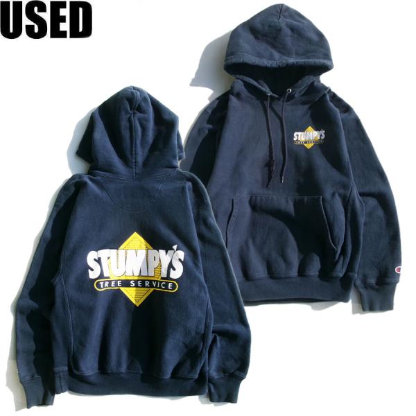 ■商品説明古着CHAMPIONのリバースウィーブパーカーになります。プリント:STUMPY'S TREE SERVICE経年の着用感フェード感があり、紐部分に裂けが見受けられます。■素材コットン82％,ポリエステル18％■サイズM(着丈約6...