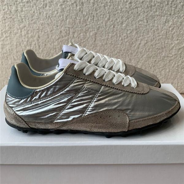 弊社は海外から直接お客様にお届けすることで、中間手数料を極限まで排除することによりこの価格を実現できております。注文があり次第海外倉庫から取り寄せを行いますので、配送まで7日〜最大21日いただいております。ご理解頂いた上で、ご購入ください。...