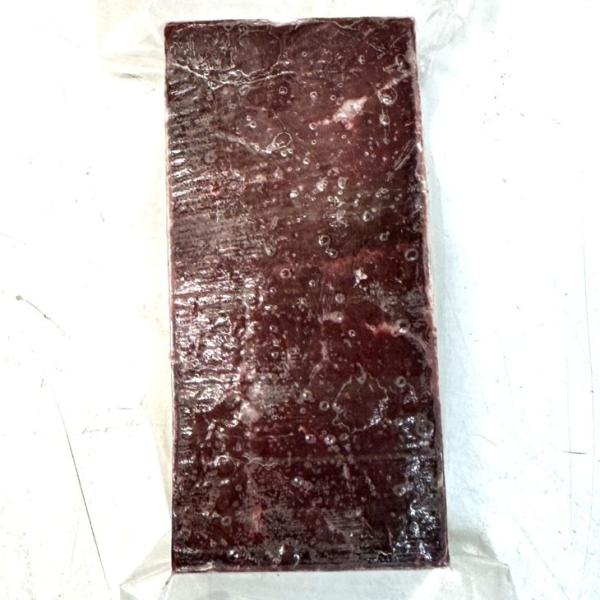 　ニタリ鯨は、ナガスクジラ科に属するヒゲクジラで、全長約12〜14mの大型クジラです。イワシクジラに似ていることから名付けられ、日本では高知県土佐湾などで定住傾向が見られ、食用として刺身や「はりはり鍋」などで親しまれる高級食材でもあります。...