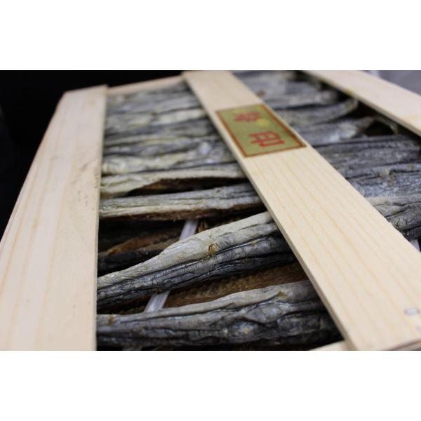 アラスカ産のにしんです。他の地域のにしんに比べて大型なので食べ応えがあります。米のとぎ汁に浸して戻すとうまく戻ります。煮物や昆布巻き等に。※原則袋に入れての発送になります。ご了承下さい。※メーカーが変わることがあります。【内容量】　1ｋｇ　...