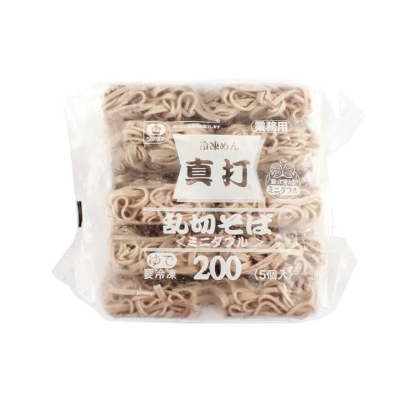 【冷凍】そばの香り高い色の黒いそば粉を使用し、乱切りならではの手作り感のある麺線と食感のバリエーションが特長です。※在庫以上の数量をご希望の場合は、お手数ですがご注文前に弊社までお電話にてご連絡頂きたくお願い申し上げます。