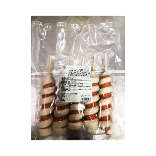 【冷凍】スパイシーなフランクのまわりにチュロス生地をトルネード状に巻きました。油で揚げるともっちりサクサクダブルの食感が楽しめます。サービスエリア、イベント、催事などに最適です。※2025年12月以降、自然切替で使用原材料の一部変更に伴い、...