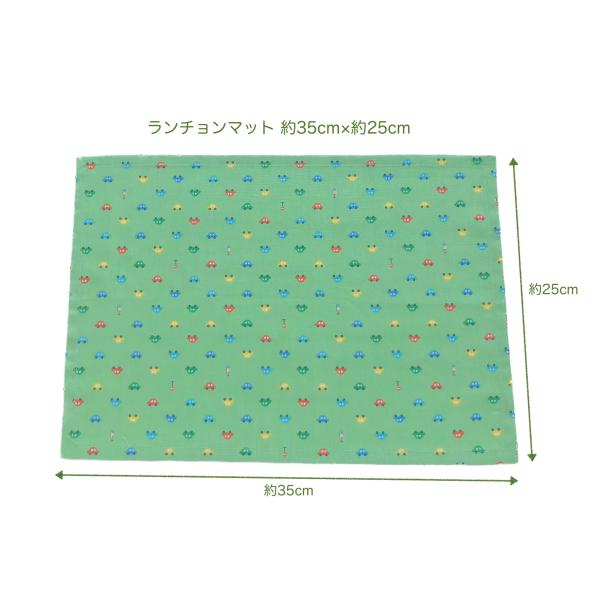 ランチョンマット　ランチマット　ナフキン　35×25【ライトグリーン（黄緑色）にカラフルな車柄】 綿100%　薄地　給食　入園　入学　男の子　ライトグリーン（黄緑色）に赤・黄・緑・青の車や信号などの柄です。☆色　柄：ライトグリーン（黄緑色）...