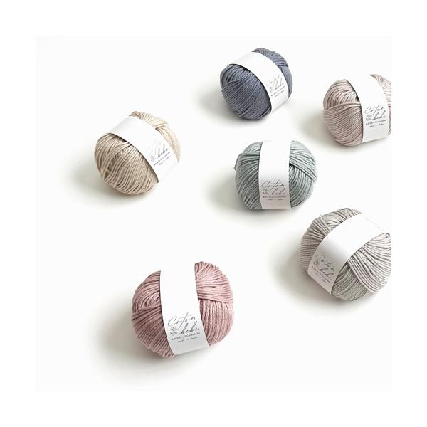 ■商品のご案内形状：２５ｇ　６７ｍ素材：綿　１００％使用針目安：棒　針 ３〜４号　　　　　：カギ針 ６/０〜７/０号標準ゲージ：メリヤス編 ２０〜２１目　　　　　　　　　　　 ２７〜２９段※個人差によってゲージは異なります。ゲージと合わない...