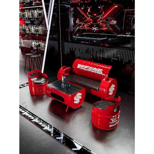 インダストリアル風 ドラム缶ソファ＆テーブルセット。カラー・サイズ・ロゴのオーダーも可能です。ご希望の方はお気軽にお問い合わせください。