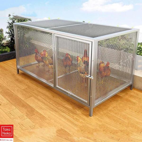 【丈夫な素材と堅牢な構造】この鶏小屋は高品質の金属素材を使用しており、強度と耐久性に優れています。丈夫な構造により、風雨や他の悪天候にも耐えることができ、長期的な使用に十分対応可能です。【良好な通気性と視認性】網状の設計により、小屋内に良好...