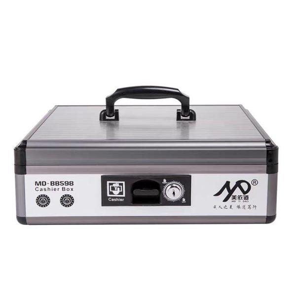 1.材質：アルミ合金2.サイズ：S：W210×L210×H115mm、重量960g 、M：W290×L210×H115mm / 重量1.1kg 、L：W340×L270×H115mm / 重量1.3kg3.鉄合金で、強く耐久性に優れる安心保...