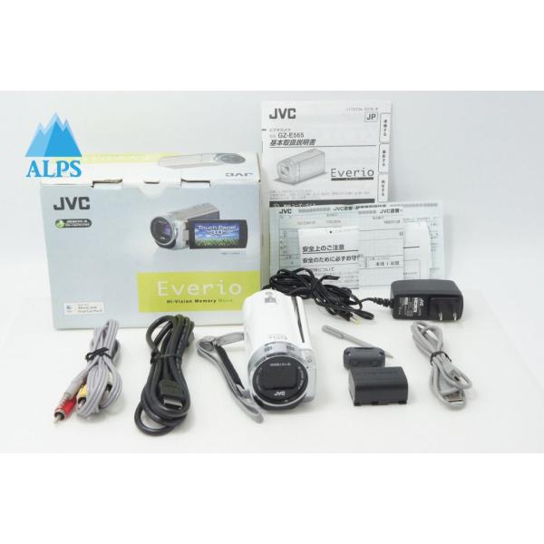 【商品名】 JVC Everio GZ-E565【外観ランク】 良品【備考】現状渡し・バリアングル緩い※返品不可の現状渡しとなります。【付属品】付属品は写真に写っているものが全てとなります。