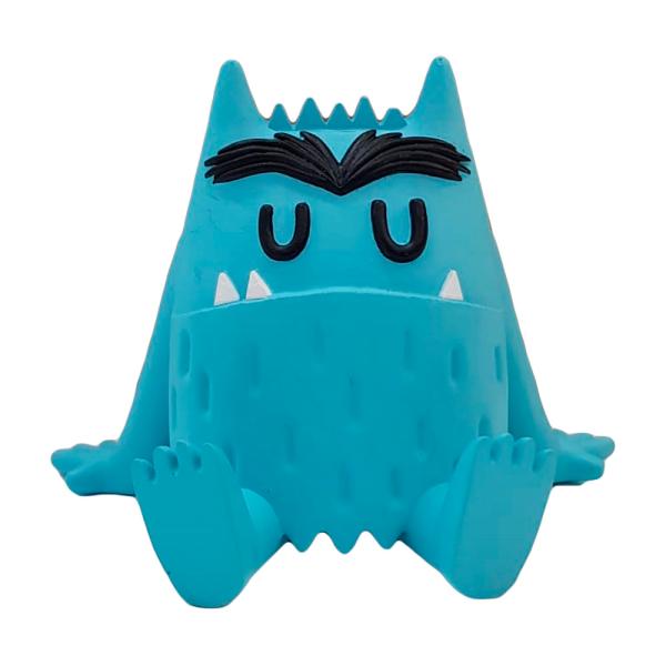 スペインのアナ・レナスの絵本のキャラクターです。Comansi社製固いゴムのような素材です。大きさは6.5センチほどです。