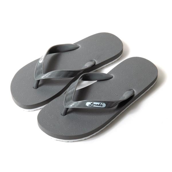 LOCALS (ローカルズ) / 2層構造のソールを使用した日本限定のコレクションラインです。ホワイトカラーとの組み合わせで、見た目も明るいサンダルにデザインされています。
