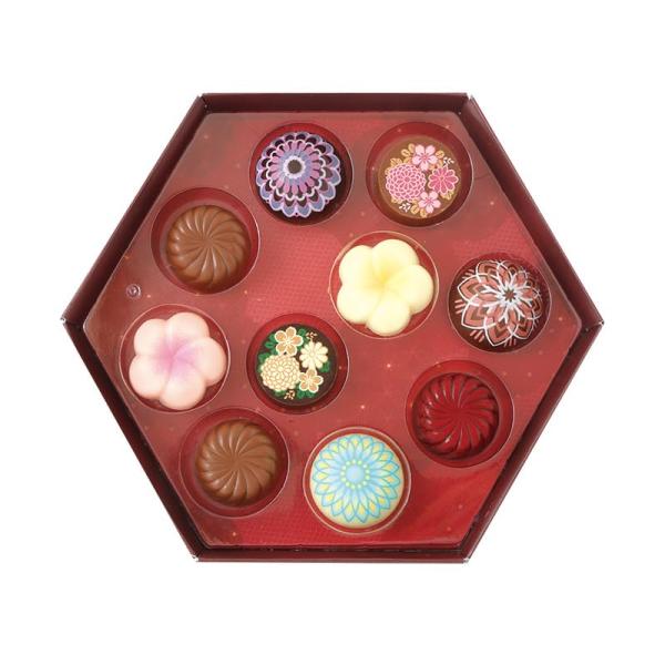 「商品情報」花モチーフや和の遊び心あふれるショコラの詰め合わせ「主な仕様」花モチーフや和の遊び心あふれるショコラの詰め合わせ