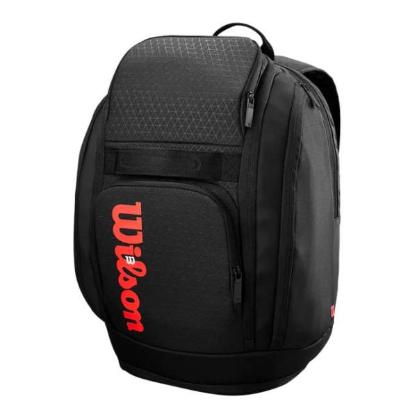 SPECカラー：ブラック×インフラレッドサイズ：約35×32×51cmウェイト：約1.11kg素材：ポリエステル100%名称：WILSON CLASH V3 BACKPACK原産国/製造国：中国仕様・特徴：CLASHコレクションのバックパッ...