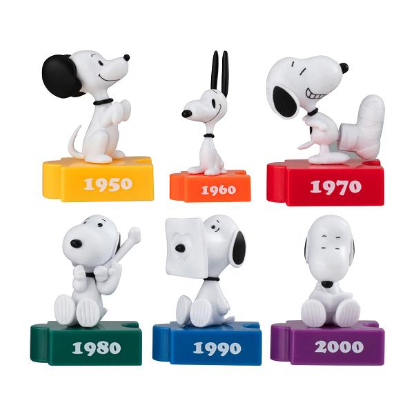 PEANUTS 75th anniversary figure collectionメーカー：バンダイ新古品・未使用品ラインナップ1.1950s2.1960s3.1970s4.1980s5.1990s6.2000sガチャガチャの特性上、冊子...